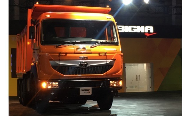 Auto Expo 2016: Tata Motors Launches Signa Range of Trucks