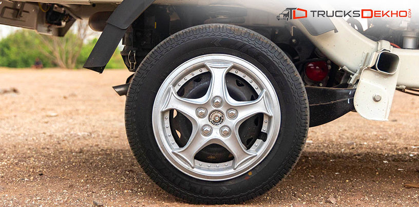 Explore The Features Of Mahindra Jeeto Strong CNG: Image Gallery ...
