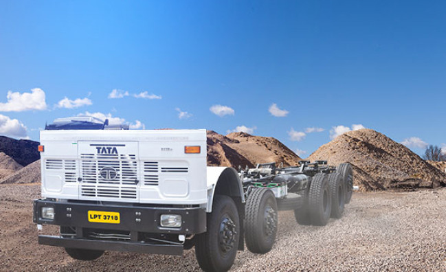 India’s top-heavy trucks! | Trucks.cardekho.com