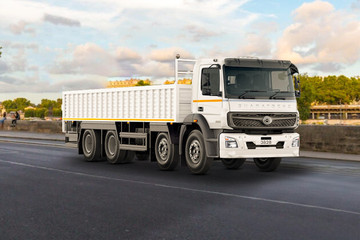 BharatBenz 3828R Price in 2024 - 3828R Mileage, Loading Capacity