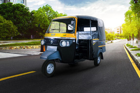 Greaves D435 City-Powered by Greaves Auto Rickshaw Loading Capacity ...
