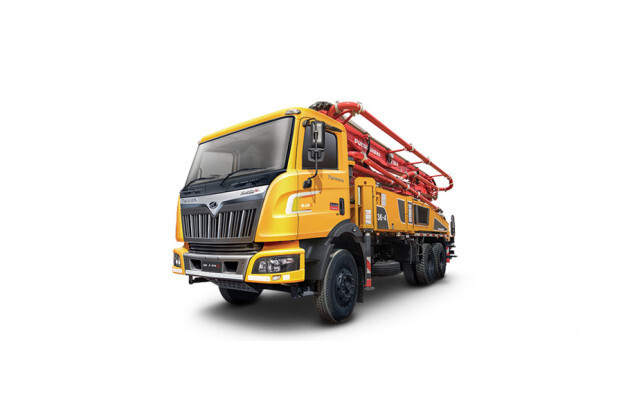 Mahindra Blazo X 28 BOOM PUMP BS-IV vs Tata LPT 4225 Cowl Comparison ...